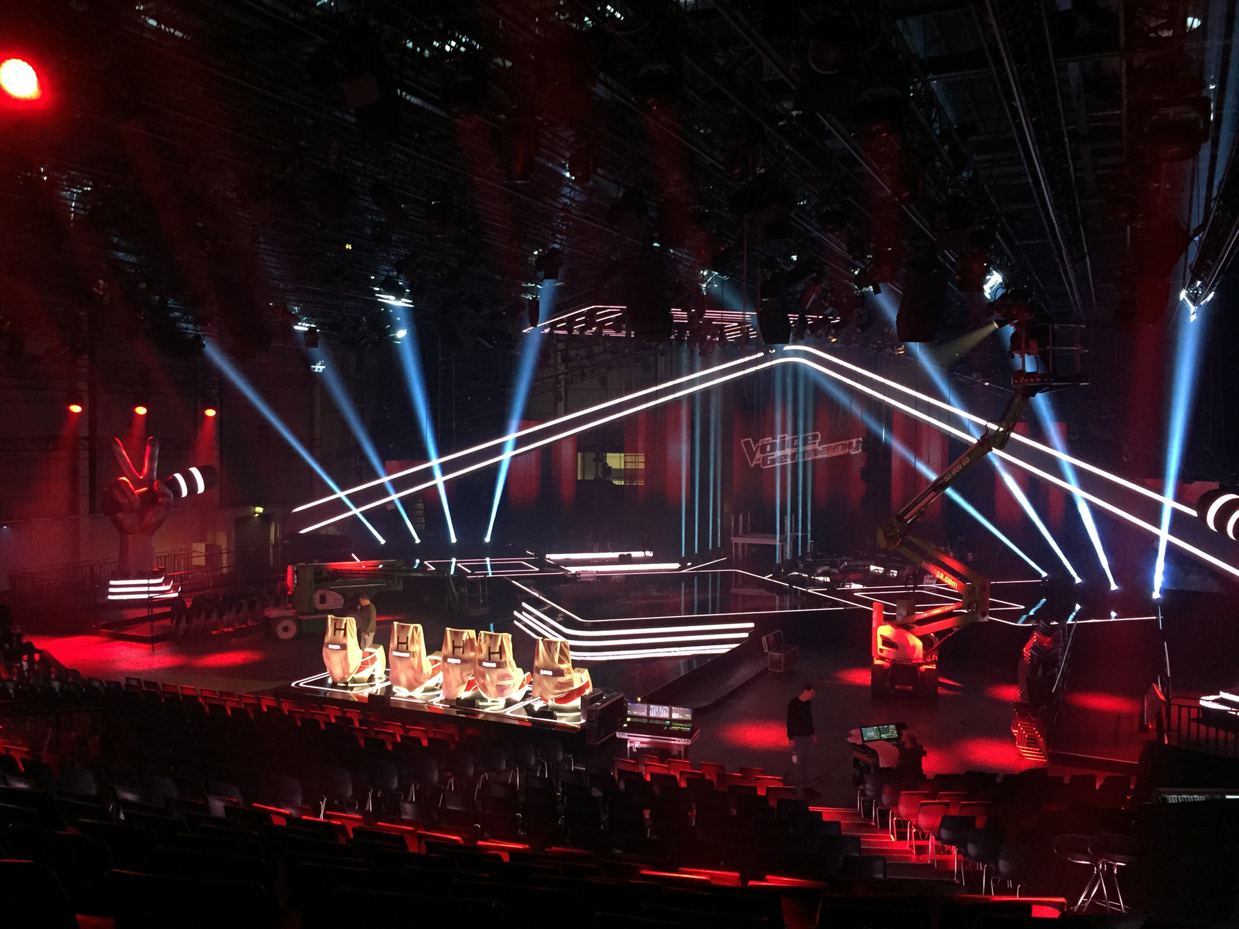 Wisycom Takes Centerstage for the Voice of Germany - D. Pagan